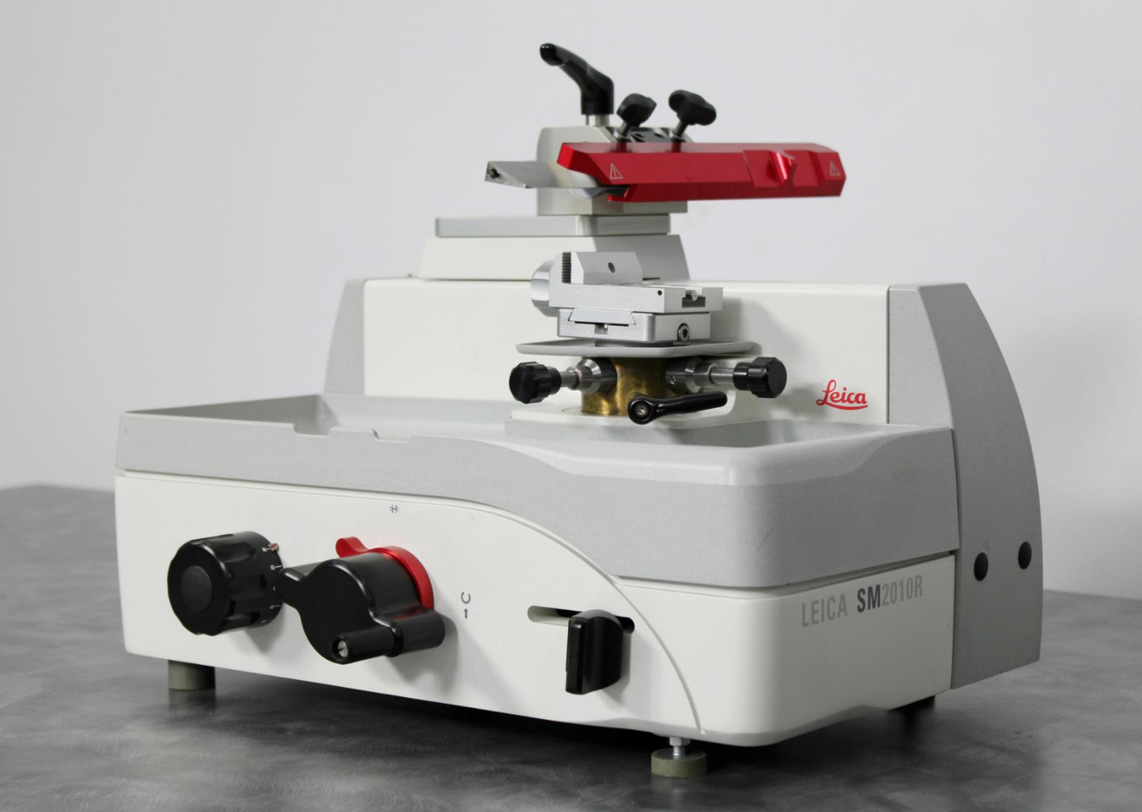 A Buying Guide for Lab Microtomes | New Life Scientific