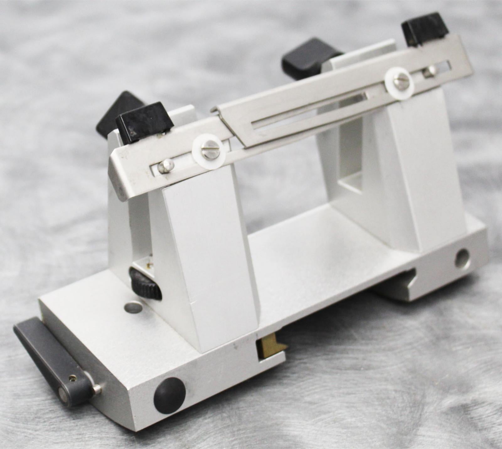 Microtome Blade Holder