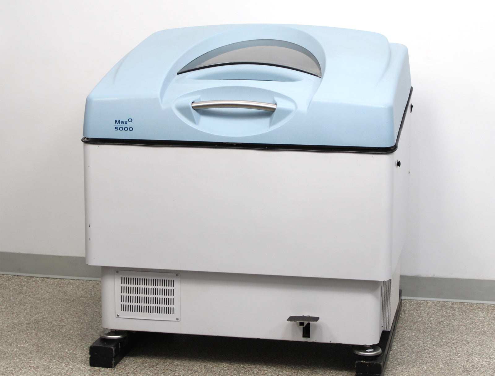 Barnstead Lab-Line MaxQ 5000 Refrigerated Incubator Shaker