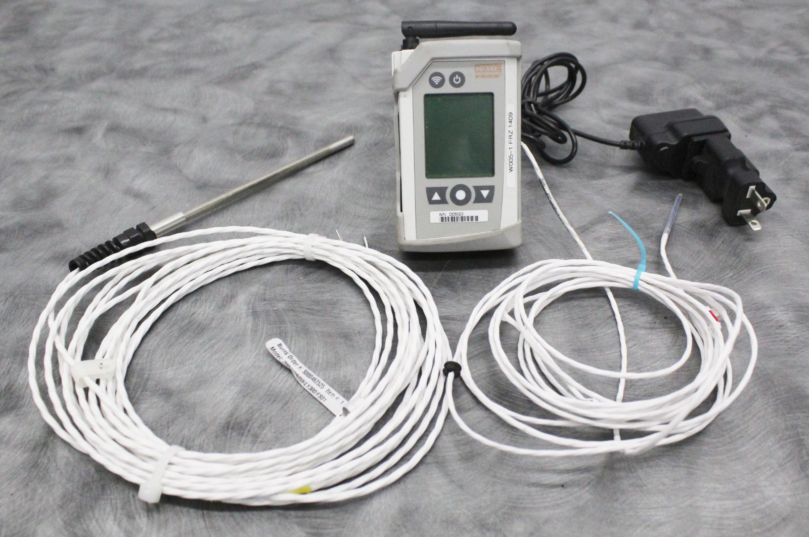 Kaye RF ValProbe II X3001D-0-0 & 2 Temperature Sensor Probes